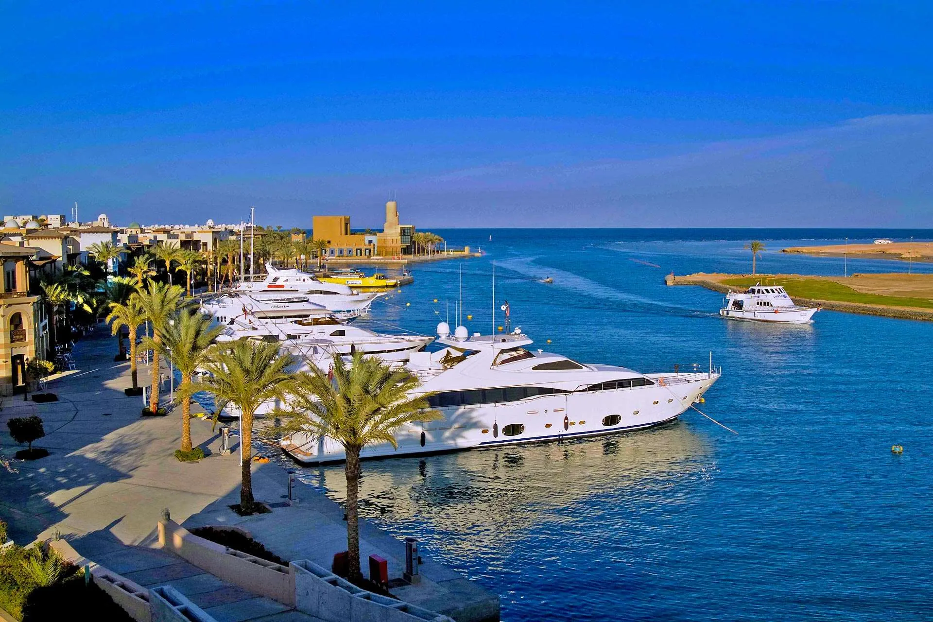 From Airport to Paradise: Your Complete Guide to Marsa Alam Airport to ...